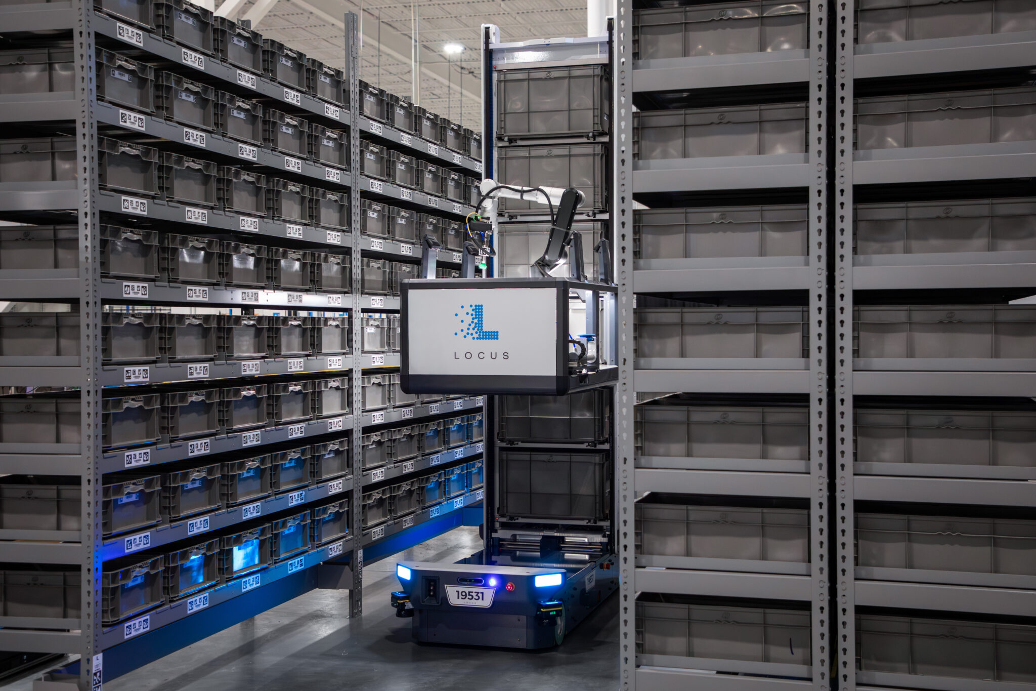 Automated Warehouse Robots | Warehouse Robotics Solutions